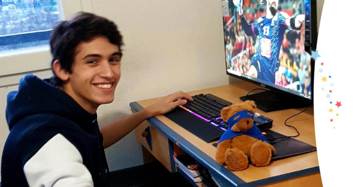 Un setp-up de Gamer pour Andrew ! | Make-A-Wish France